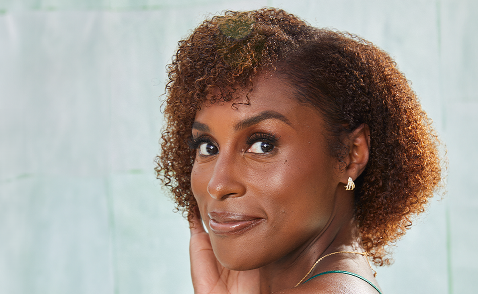 Rooted In Real with Issa Rae & Sienna Naturals – Sienna Naturals